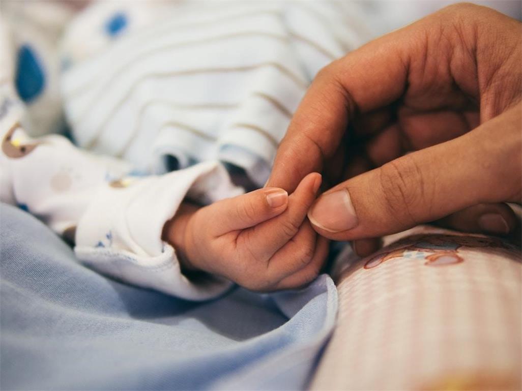 Benefits of Choosing Midwifery Care for Childbirth - wrongsideoftheart